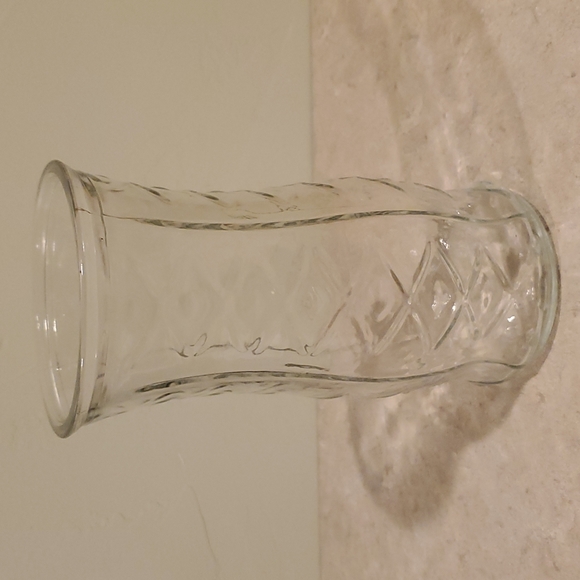 E.O. Brody Co Cleveland | Accents | Vintage Flower Vase | Poshmark